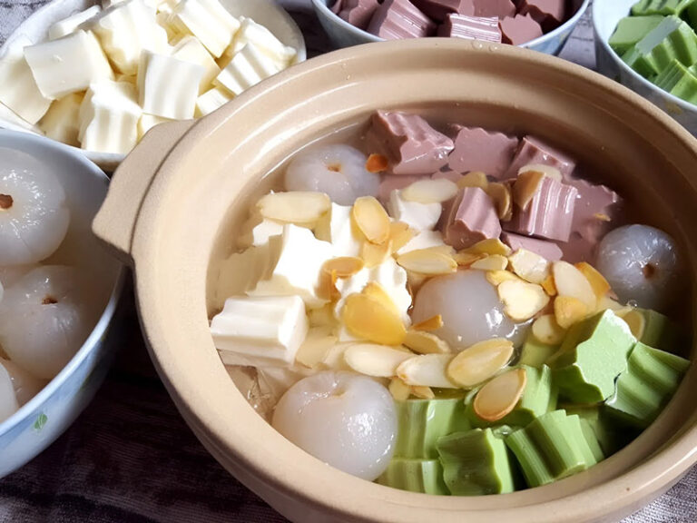 Che Khuc Bach: A Delicate Vietnamese Dessert